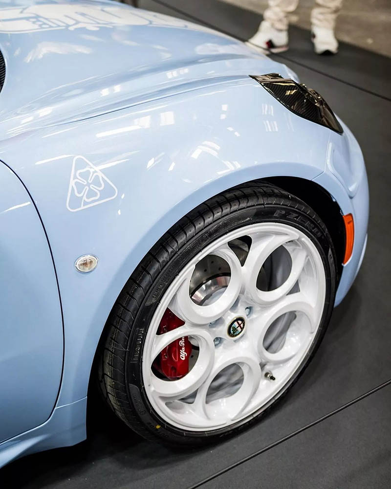 StriveME - الفا روميو تطلق سيارة Unica One-Off Special 4C كنوع من وداع سيارة 4C